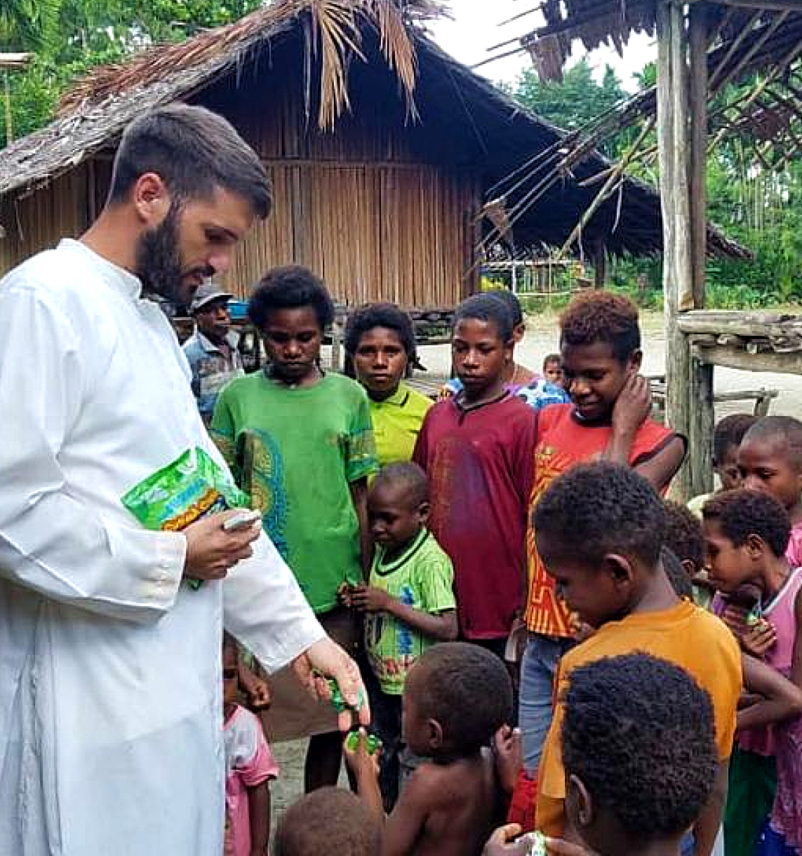 Missionaries: Serving the needy, relieve the suffering - ACN Global